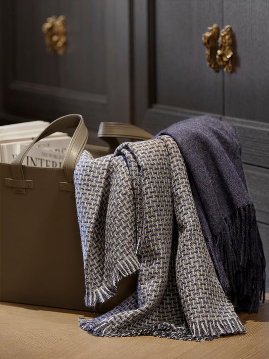 Blankets & Throws – Laura Hammett Living